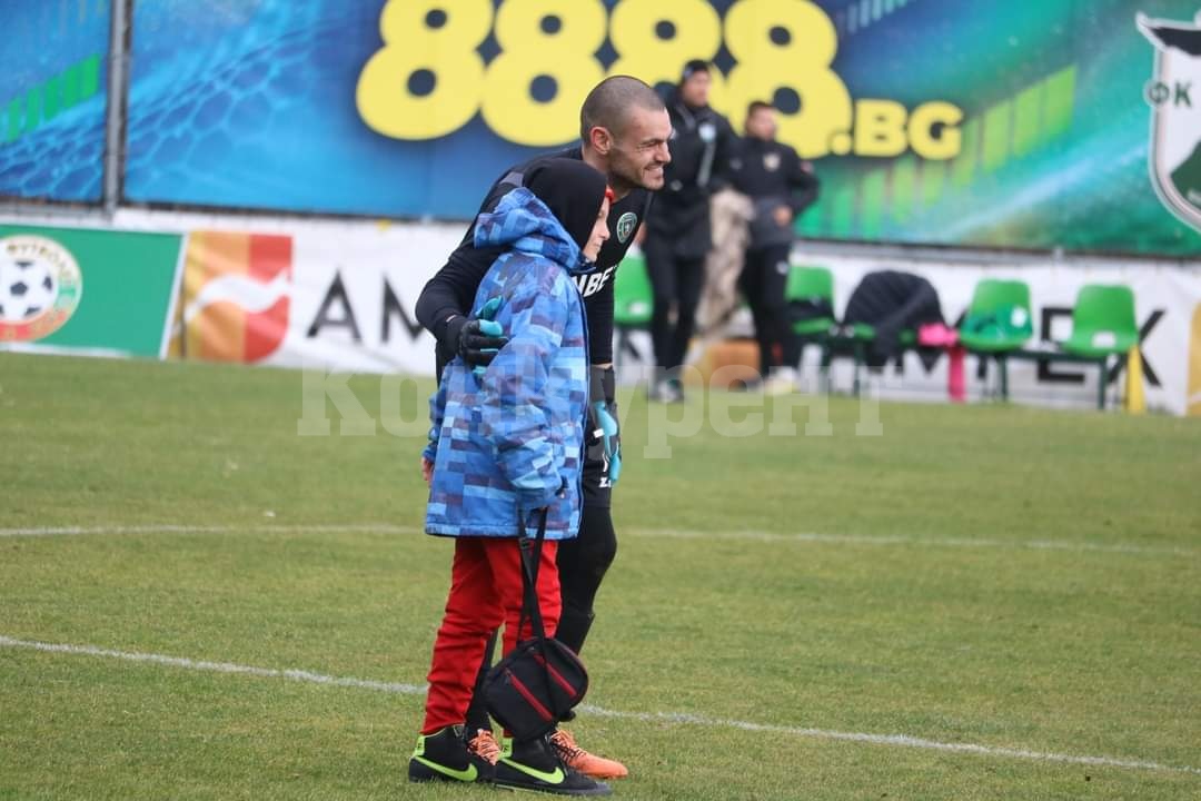 Волен Чинков показа какво може с... фотоапарата СНИМКИ : Konkurent.bg