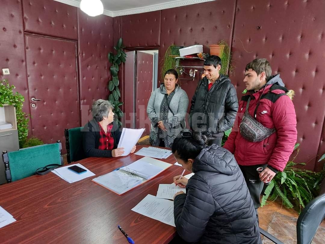 Още 15 млади хора започнаха работа от днес в община Ружинци Konkurent Bg
