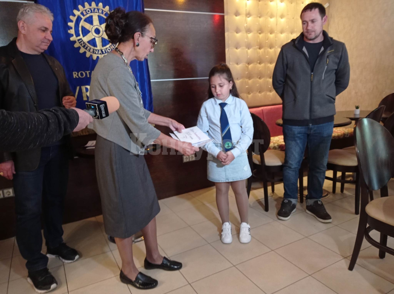 Ротари клуб във Враца раздаде годишните си стипендии СНИМКИ Konkurent Bg
