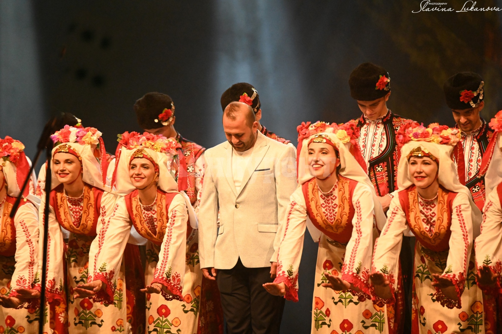 Ансамбъл „Мездра“ с престижна награда в Националния конкурс „ТОП 10
