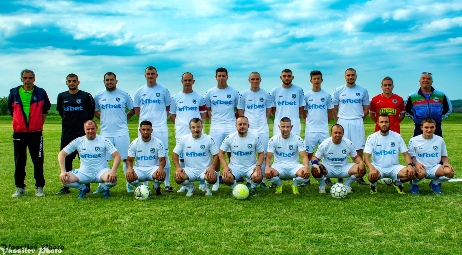 Дунав 2016 се върна в Топ 4 след 2 страхотни гола на Ирен във Враца, победата е за треньорите ...