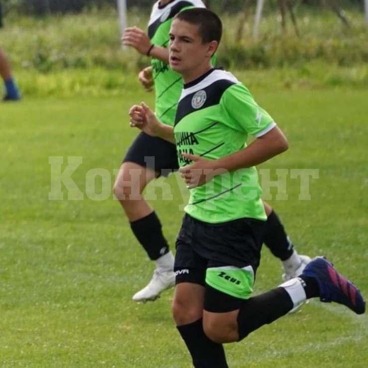 Христо Янев взе 15-годишен от школата в Ботев : Konkurent.bg